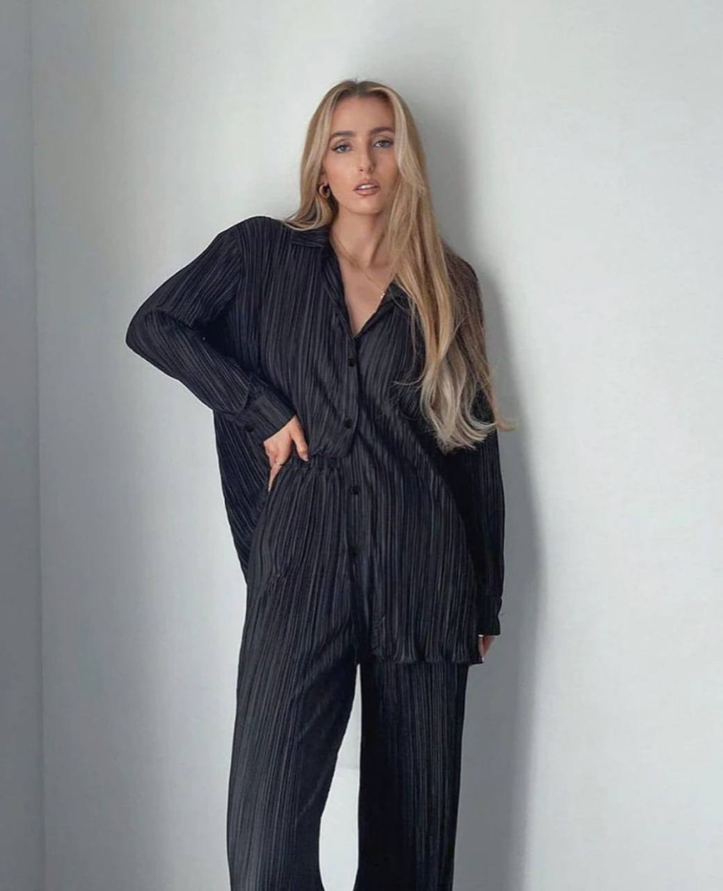 Дамски ефектен комплект 6949 черен